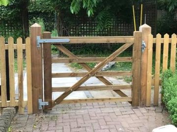 Gates | George Walker Ltd.